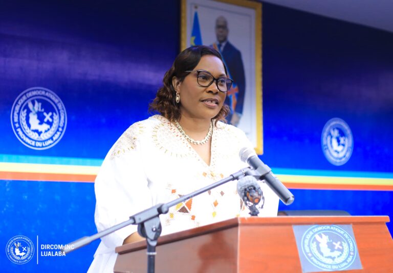 Installation de la Gouverneure Fifi Masuka Saini et de son Adjoint ...